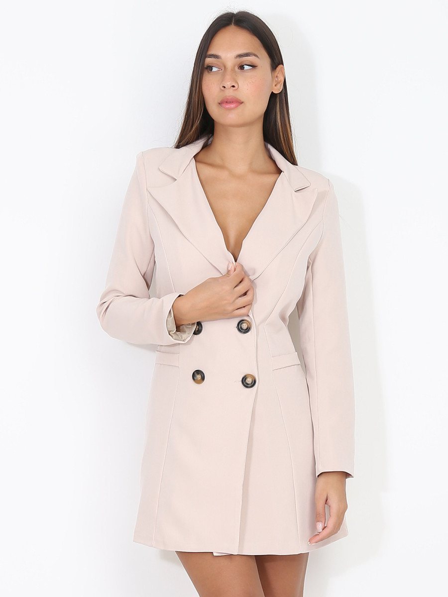 Robe blazer cintrée et boutonnée