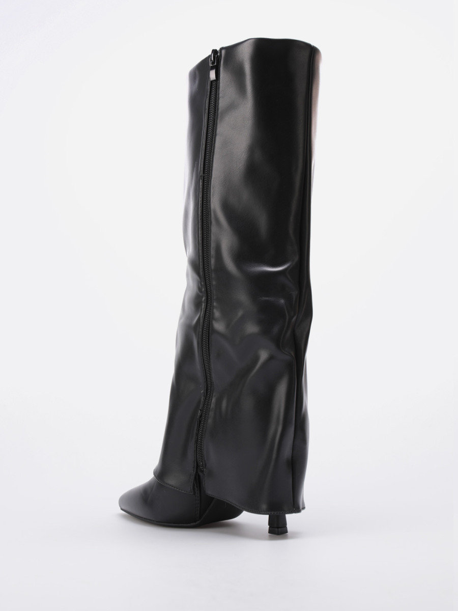 Bottes pointues noires avec revers à talon fin